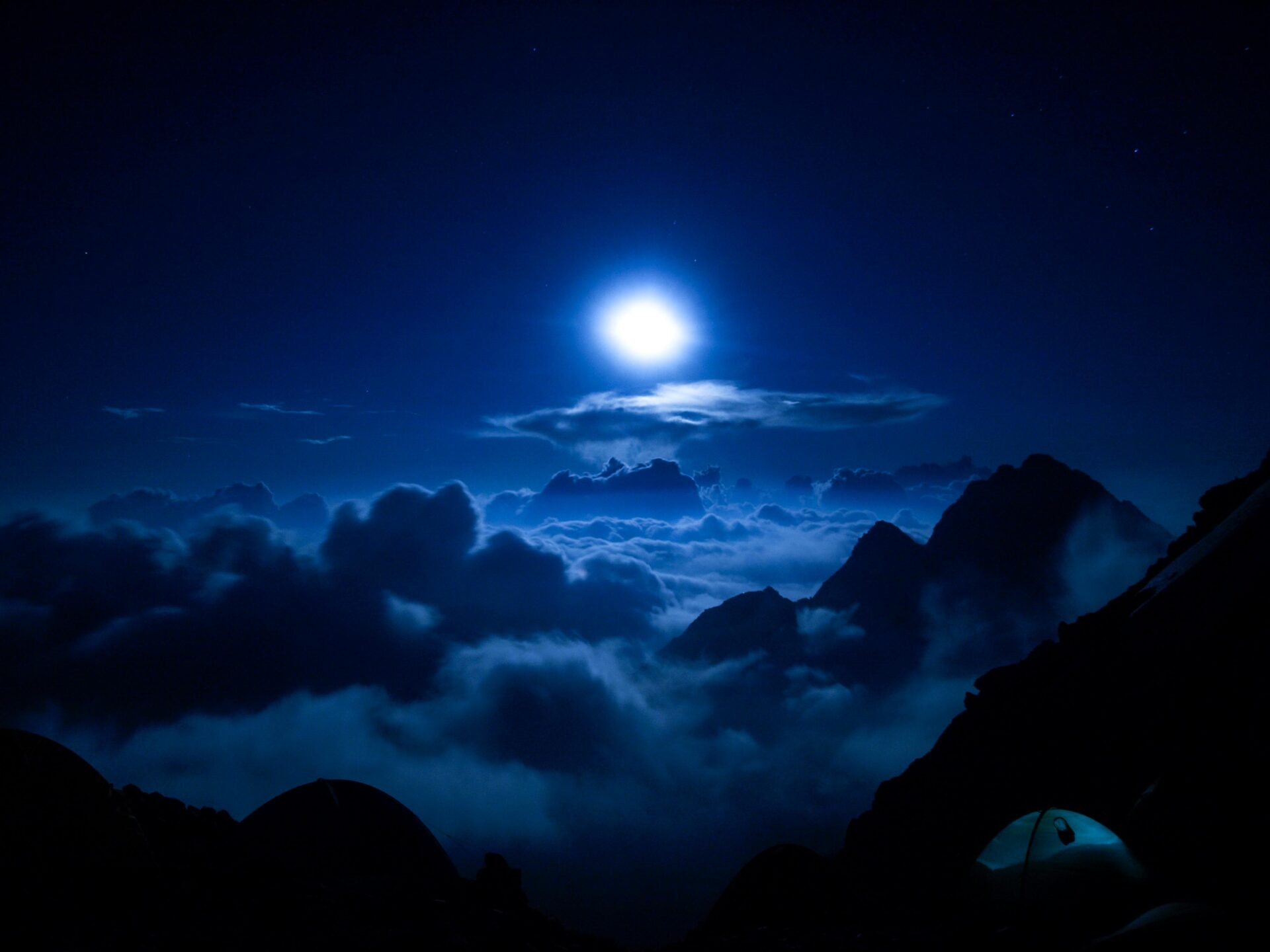 【山と写真】山で星を撮ろう!誰でもできる星景写真の撮り方 Yamarii Magazine あの山に行きたいを叶える